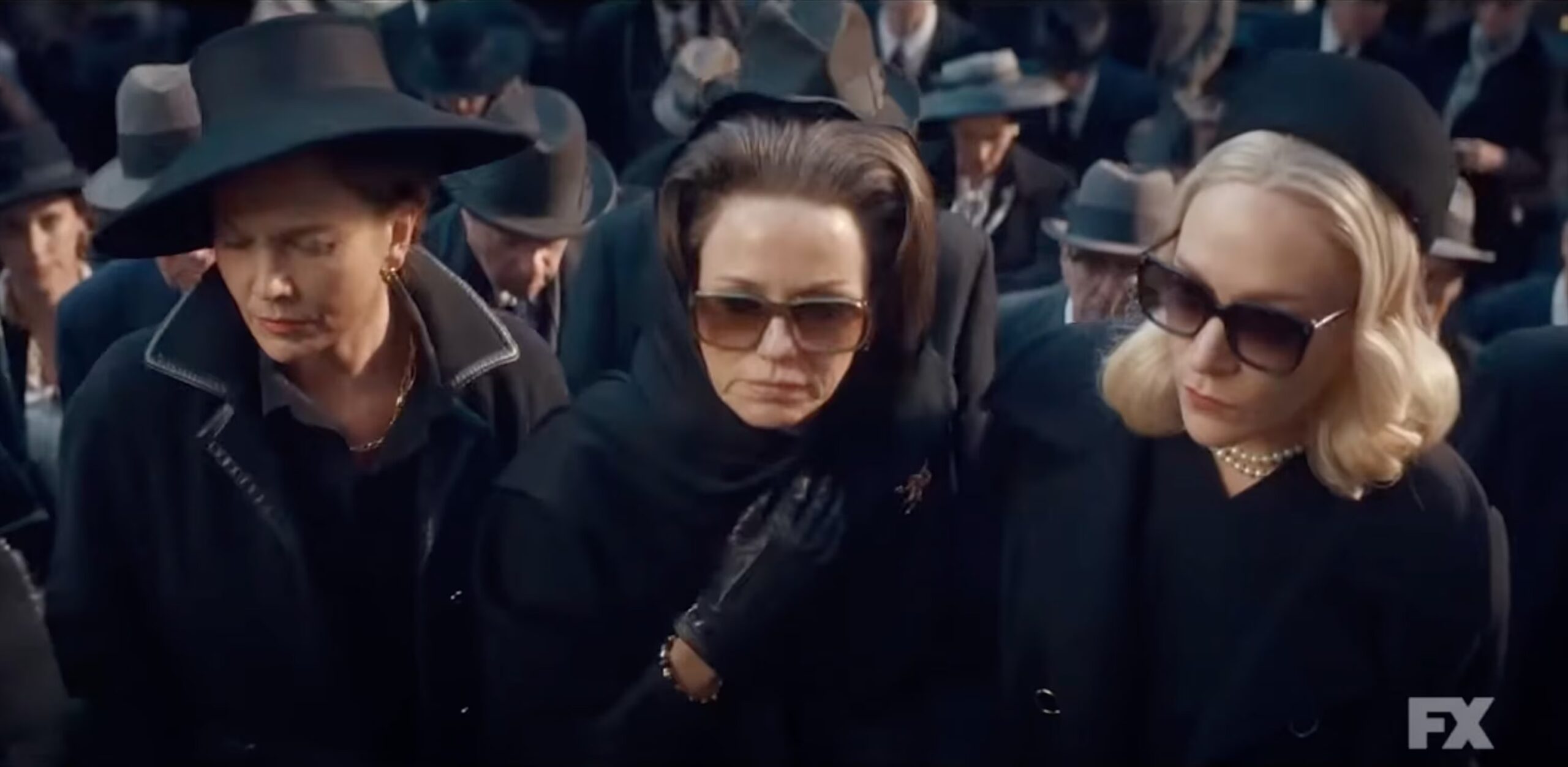 “Feud: Capote vs. The Swans” (2017-) – Movies To History.com
