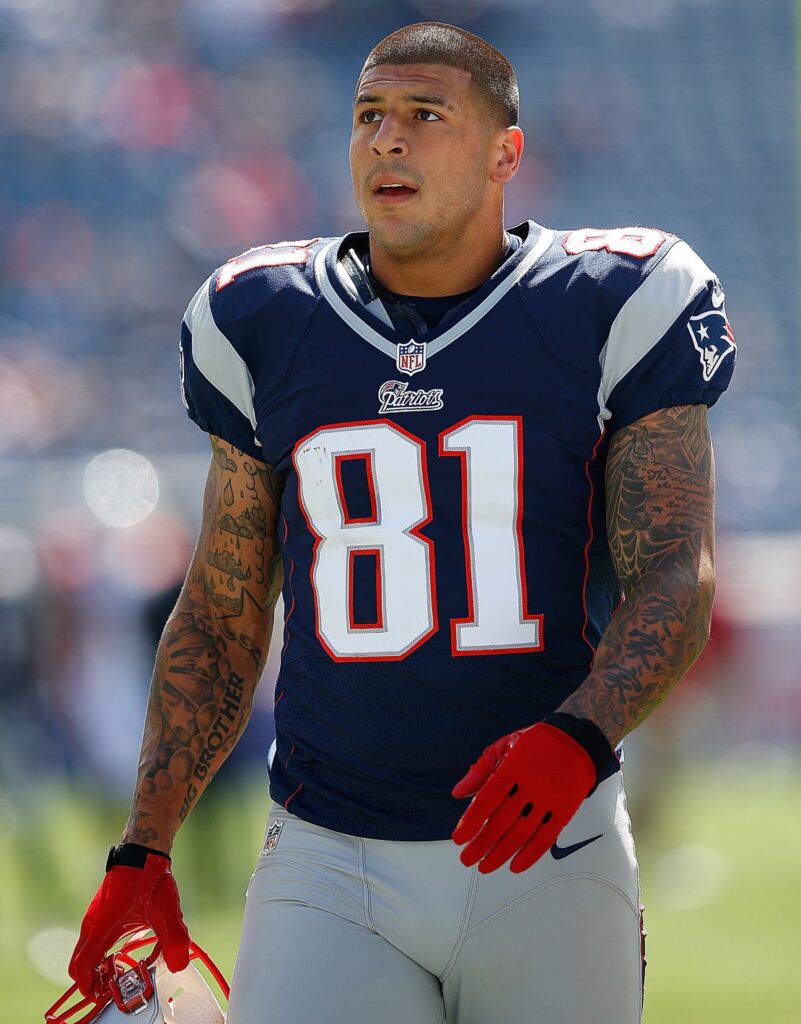 ‘American Sports Story: Aaron Hernandez’ – Interview: – Movies To ...