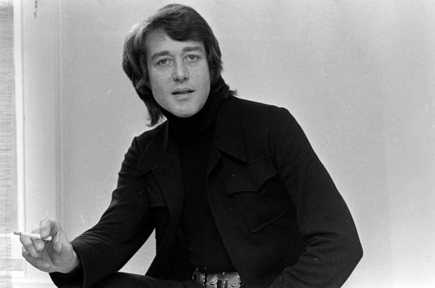 ‘Halston’ – Official Trailer: – Movies To History.com